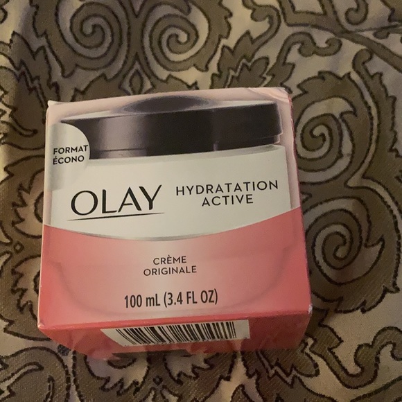 OLAY | Makeup | Olay Hydration Active Crime Original | Poshmark